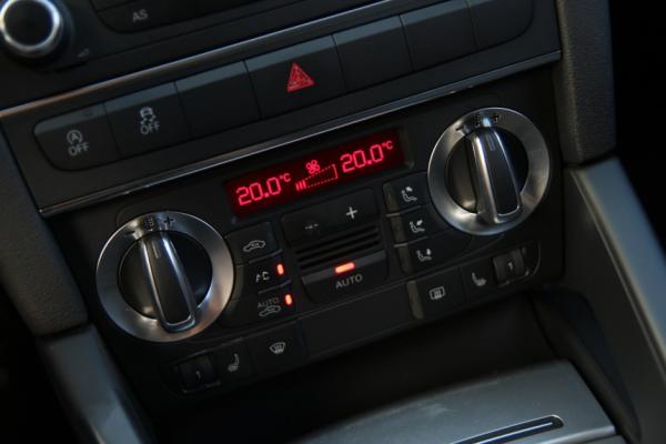 White Audi A3 2012 in Riga, with an engine capacity of 2.00 L and mileage of 267 thousand km for 6590 €, photo 7 on AUTOMOTO.COM.LV