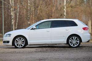 White Audi A3 2012 in Riga, with an engine capacity of 2.00 L and mileage of 267 thousand km for 6590 €, photo 10 on AUTOMOTO.COM.LV