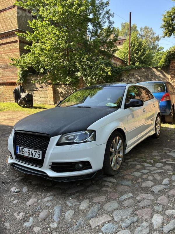 White Audi A3 2012 in Riga, with an engine capacity of 2.00 L and mileage of 374 thousand km for 4600 €, photo 1 on AUTOMOTO.COM.LV