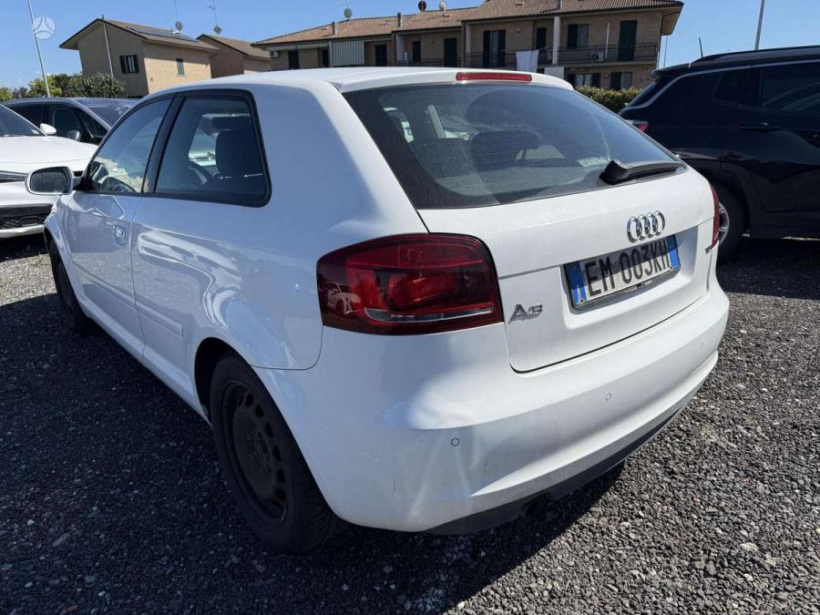 Balts Audi A3 2012 Šauļi, ar dzinēja tilpumu 1.60 L un nobraukumu 214 tūkst. km par 3650 €, foto 7 vietnē AUTOMOTO.COM.LV