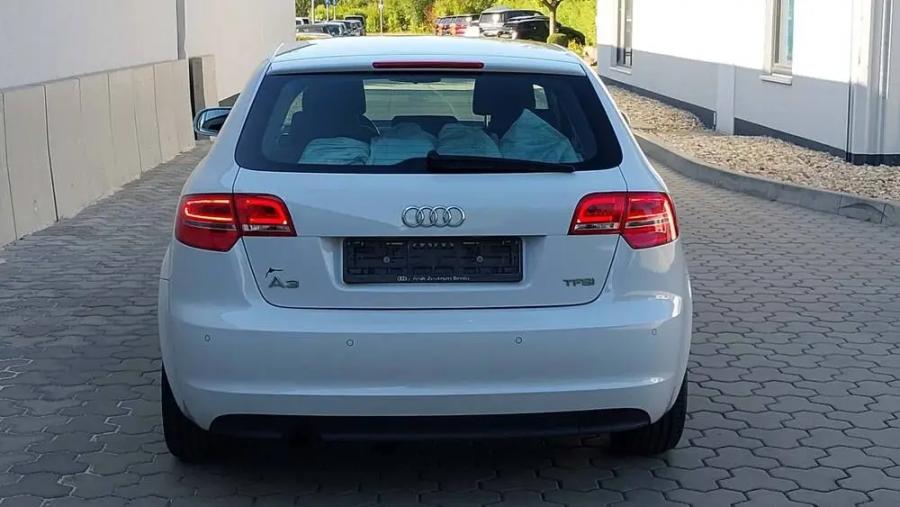 Balts Audi A3 2012 Limbaži, ar dzinēja tilpumu 1.20 L un nobraukumu 240 tūkst. km par 5950 €, foto 6 vietnē AUTOMOTO.COM.LV