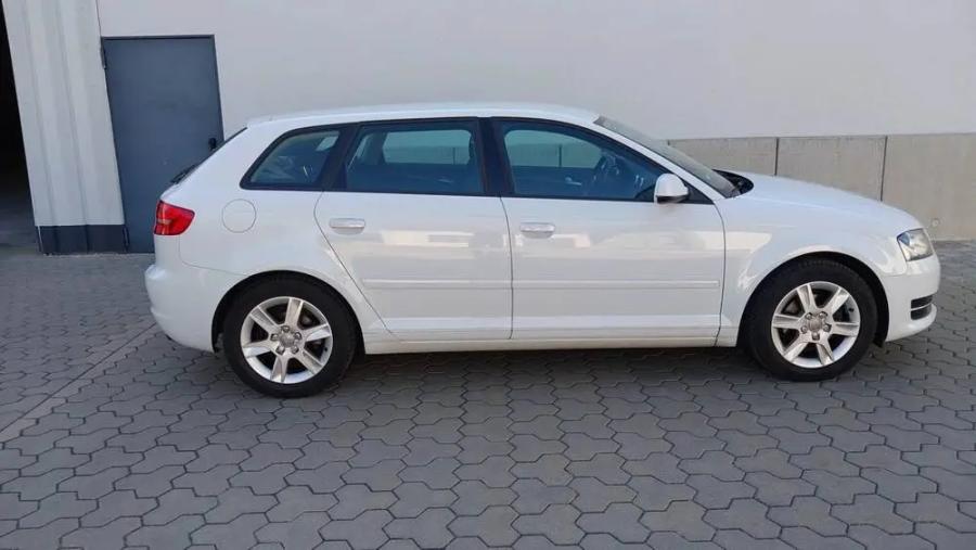 Balts Audi A3 2012 Limbaži, ar dzinēja tilpumu 1.20 L un nobraukumu 240 tūkst. km par 5950 €, foto 8 vietnē AUTOMOTO.COM.LV