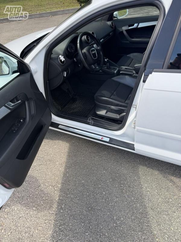 White Audi A3 2012 in Kelme, with an engine capacity of 2.00 L and mileage of 288 thousand km for 4800 €, photo 5 on AUTOMOTO.COM.LV