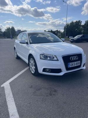 Balts Audi A3 2012 Panevēža, ar dzinēja tilpumu 1.20 L un nobraukumu 151 tūkst. km par 5200 €, foto  vietnē AUTOMOTO.COM.LV