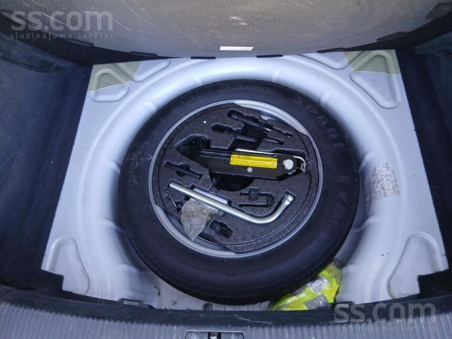 White Audi A3 2012 in Ogre, with an engine capacity of 1.60 L and mileage of 280 thousand km for 7800 €, photo 35 on AUTOMOTO.COM.LV