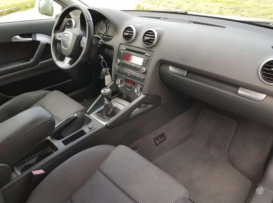 Balts Audi A3 2012 Šauļi, ar dzinēja tilpumu 1.60 L un nobraukumu 214 tūkst. km par 3200 €, foto 8 vietnē AUTOMOTO.COM.LV