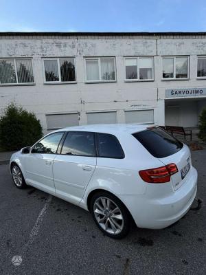 White Audi A3 2012 in Ukmerge, with an engine capacity of 1.60 L and mileage of 258 thousand km for 4500 €, photo 3 on AUTOMOTO.COM.LV