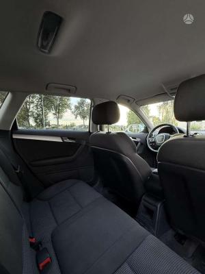 White Audi A3 2012 in Ukmerge, with an engine capacity of 1.60 L and mileage of 258 thousand km for 4500 €, photo 13 on AUTOMOTO.COM.LV