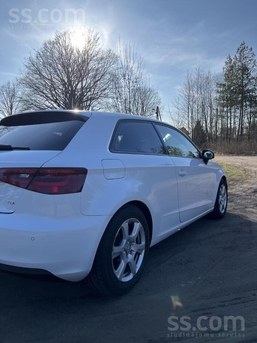 Balts Audi A3 2013 Rīga, ar dzinēja tilpumu 1.60 L un nobraukumu 252 tūkst. km par 7500 €, foto 5 vietnē AUTOMOTO.COM.LV