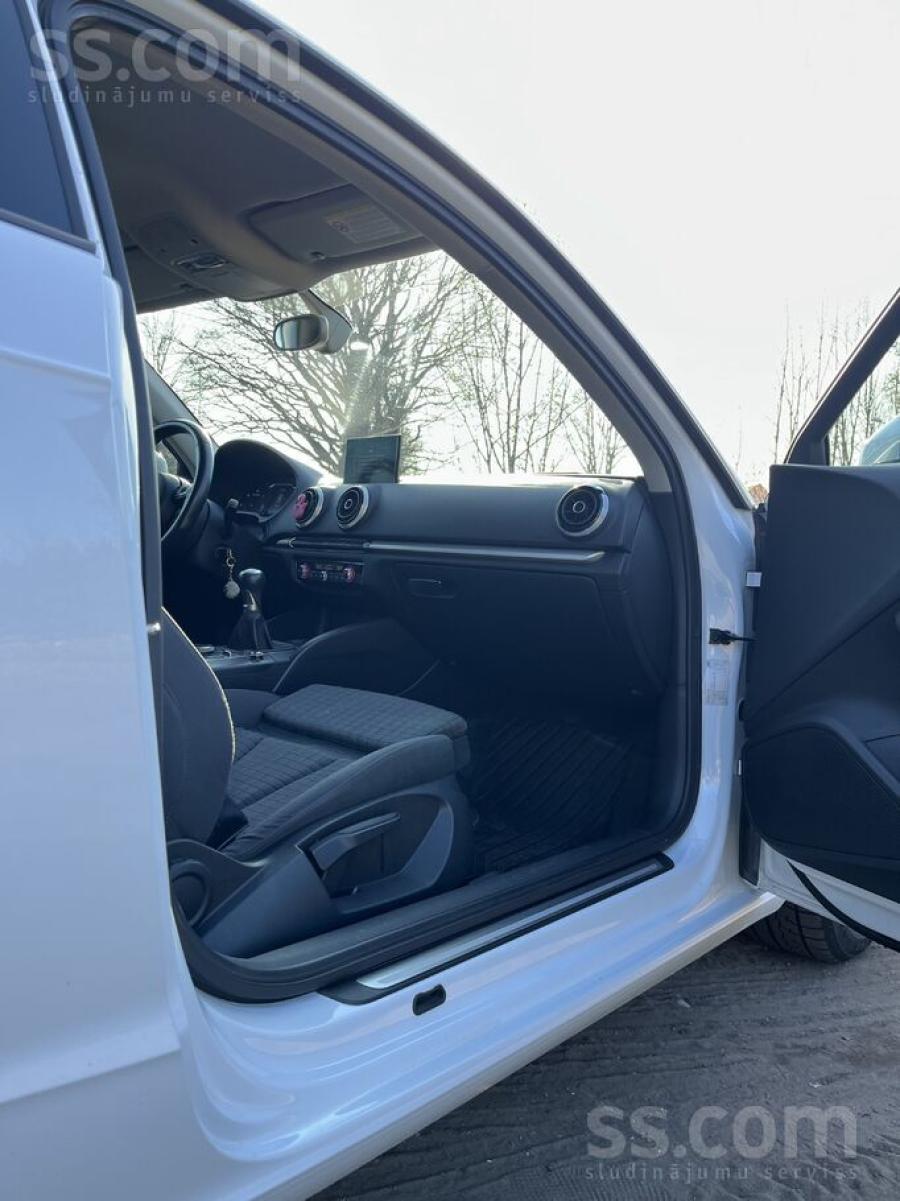 Balts Audi A3 2013 Rīga, ar dzinēja tilpumu 1.60 L un nobraukumu 252 tūkst. km par 7500 €, foto 9 vietnē AUTOMOTO.COM.LV