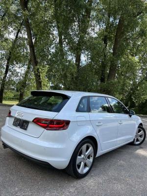 Balts Audi A3 2013 Kaišiadorys, ar dzinēja tilpumu 1.39 L un nobraukumu 289 tūkst. km par 7350 €, foto 15 vietnē AUTOMOTO.COM.LV