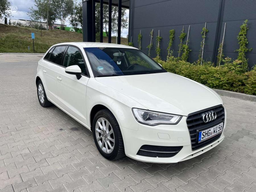 White Audi A3 2014 in Vilnius, with an engine capacity of 1.39 L and mileage of 181 thousand km for 8450 €, photo 3 on AUTOMOTO.COM.LV