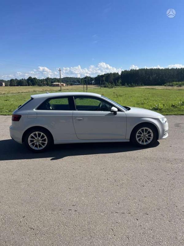 White Audi A3 2014 in Kaunas, with an engine capacity of 1.60 L and mileage of 311 thousand km for 6450 €, photo 5 on AUTOMOTO.COM.LV