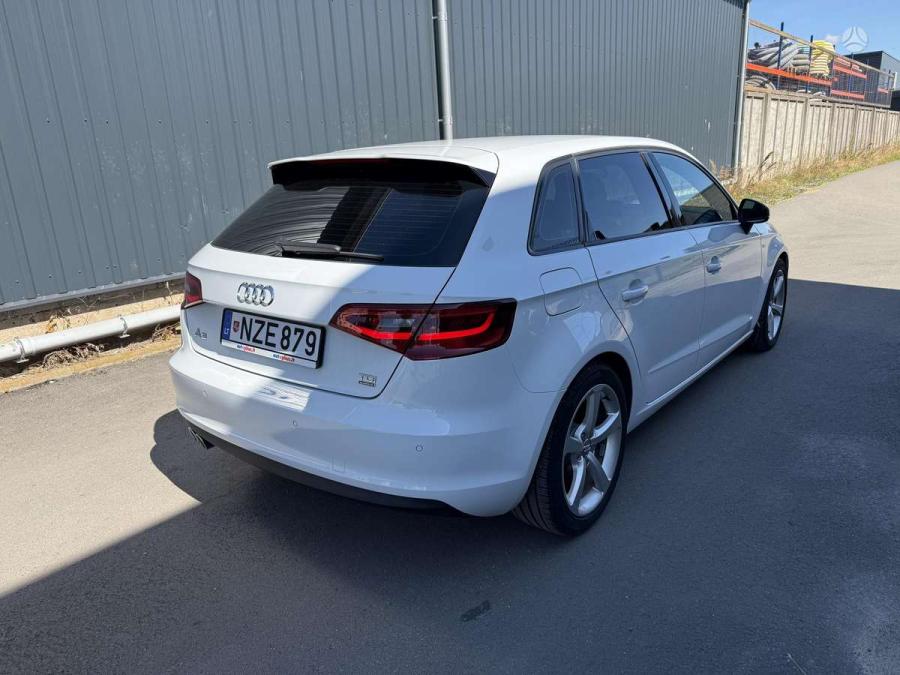 Balts Audi A3 2014 Telšiai, ar dzinēja tilpumu 1.97 L un nobraukumu 244 tūkst. km par 9999 €, foto 7 vietnē AUTOMOTO.COM.LV