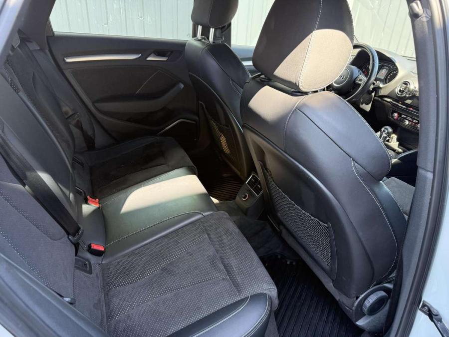 Balts Audi A3 2014 Telšiai, ar dzinēja tilpumu 1.97 L un nobraukumu 244 tūkst. km par 9999 €, foto 27 vietnē AUTOMOTO.COM.LV
