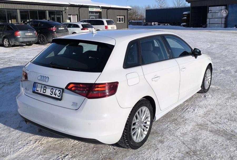 White Audi A3 2015 in Skuodas, with an engine capacity of 1.60 L and mileage of 294 thousand km for 8000 €, photo 6 on AUTOMOTO.COM.LV