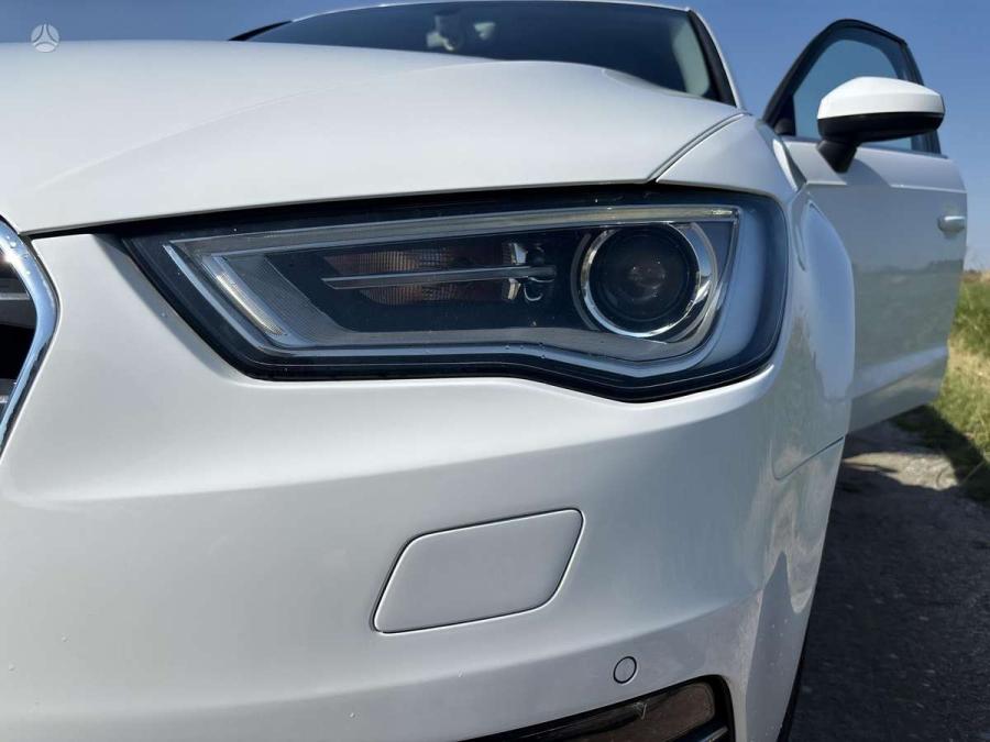 White Audi A3 2016 in Taurage, with an engine capacity of 1.60 L and mileage of 168 thousand km for 8600 €, photo 10 on AUTOMOTO.COM.LV