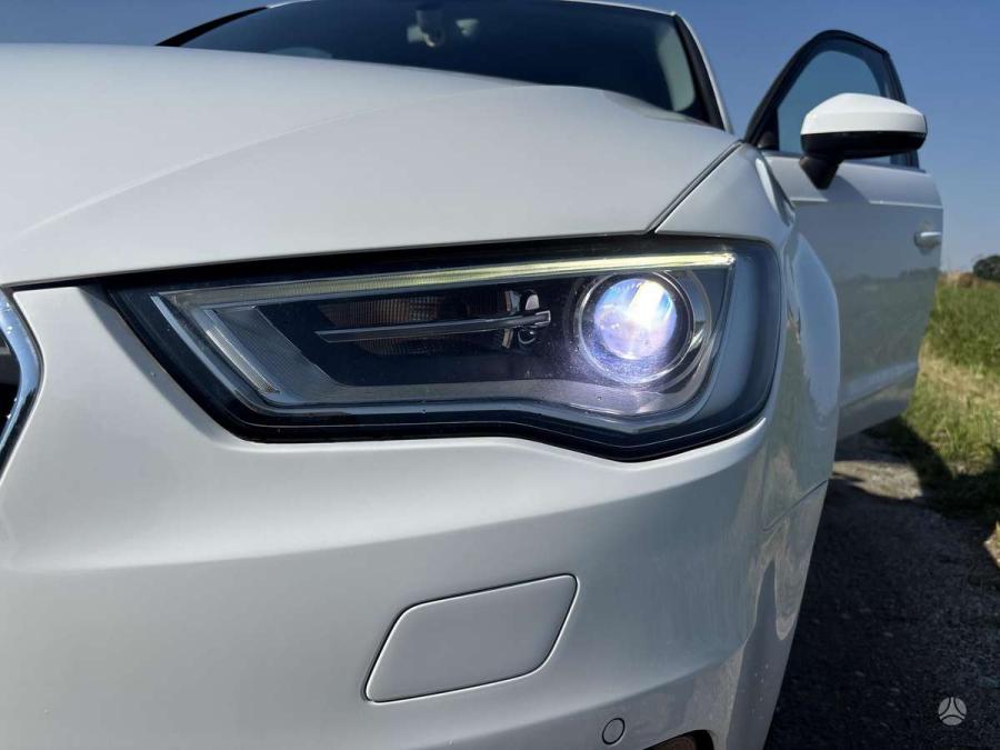 White Audi A3 2016 in Taurage, with an engine capacity of 1.60 L and mileage of 168 thousand km for 8600 €, photo 11 on AUTOMOTO.COM.LV