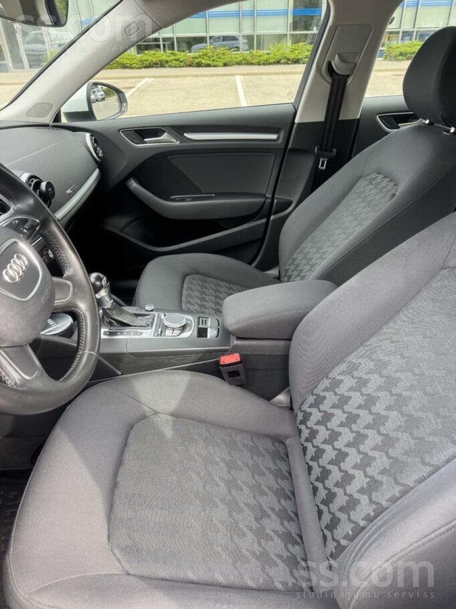 White Audi A3 2016 in Riga, with an engine capacity of 1.60 L and mileage of 211 thousand km for 10000 €, photo 9 on AUTOMOTO.COM.LV