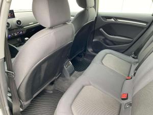 White Audi A3 2016 in Raseiniai, with an engine capacity of 1.60 L and mileage of 275 thousand km for 8500 €, photo 19 on AUTOMOTO.COM.LV
