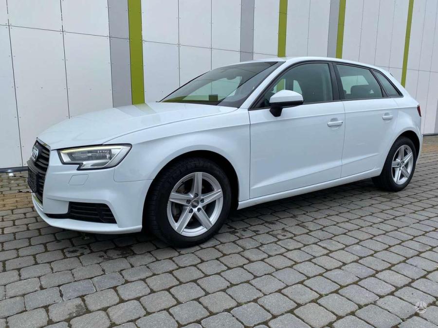 Balts Audi A3 2016 Raseiniai, ar dzinēja tilpumu 1.60 L un nobraukumu 275 tūkst. km par 8500 €, foto 1 vietnē AUTOMOTO.COM.LV