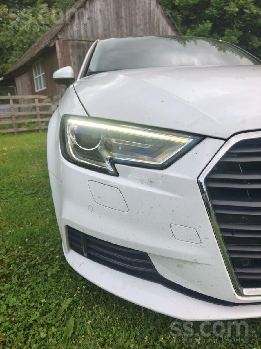 White Audi A3 2017 in Riga, with an engine capacity of 1.60 L and mileage of 203 thousand km for 12350 €, photo 4 on AUTOMOTO.COM.LV