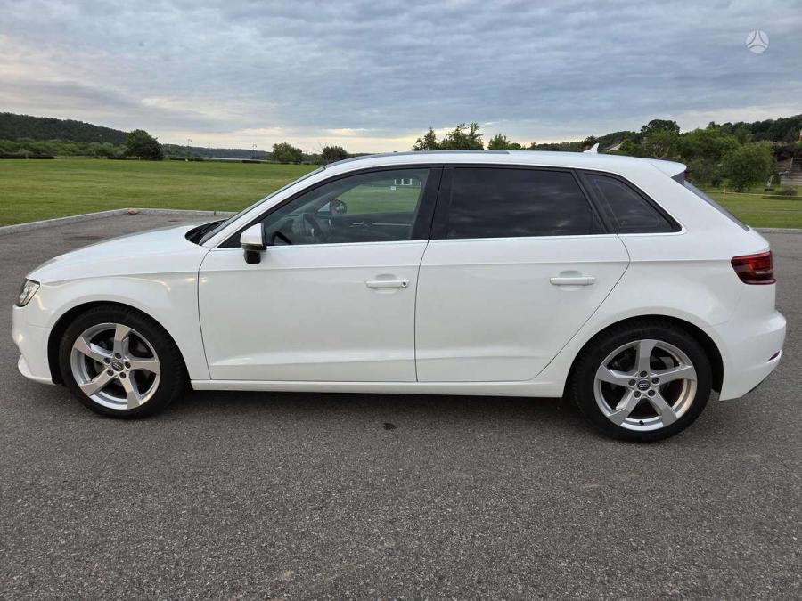Balts Audi A3 2017 Kauņa, ar dzinēja tilpumu 1.60 L un nobraukumu 203 tūkst. km par 10250 €, foto 6 vietnē AUTOMOTO.COM.LV