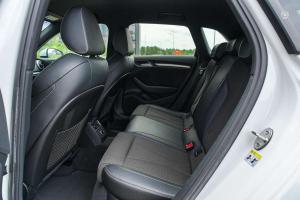 White Audi A3 2017 in Kaunas, with an engine capacity of 1.97 L and mileage of 195 thousand km for 12750 €, photo 34 on AUTOMOTO.COM.LV
