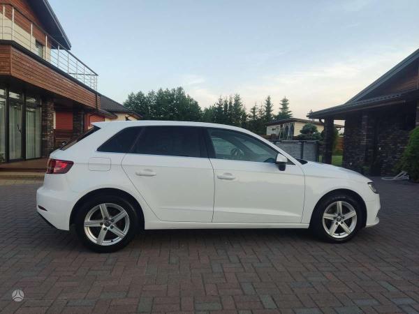 White Audi A3 2018 in Pakruojis, with an engine capacity of 1.60 L and mileage of 188 thousand km for 12450 €, photo 4 on AUTOMOTO.COM.LV