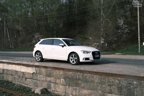 Balts Audi A3 2018 Kauņa, ar dzinēja tilpumu 1.40 L un nobraukumu 138 tūkst. km par 13000 €, foto 1 vietnē AUTOMOTO.COM.LV