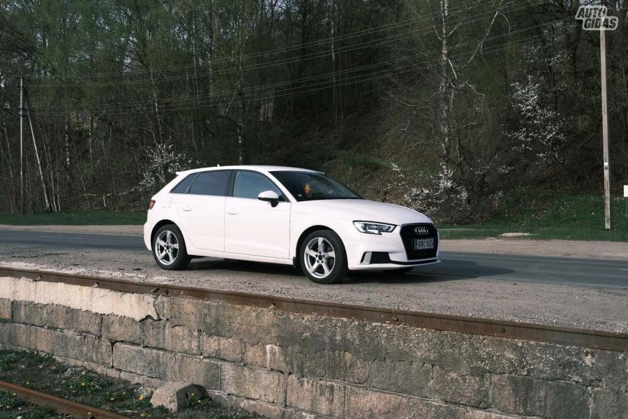White Audi A3 2018 in Kaunas, with an engine capacity of 1.40 L and mileage of 138 thousand km for 13000 €, photo 1 on AUTOMOTO.COM.LV
