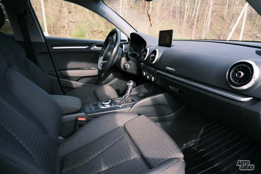White Audi A3 2018 in Kaunas, with an engine capacity of 1.40 L and mileage of 138 thousand km for 13000 €, photo 9 on AUTOMOTO.COM.LV