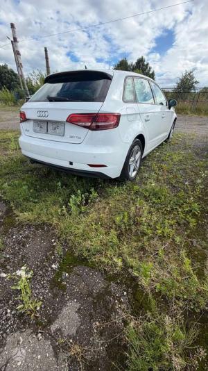 Balts Audi A3 2019 Panevēža, ar dzinēja tilpumu 1.60 L un nobraukumu 141 tūkst. km par 3650 €, foto 6 vietnē AUTOMOTO.COM.LV