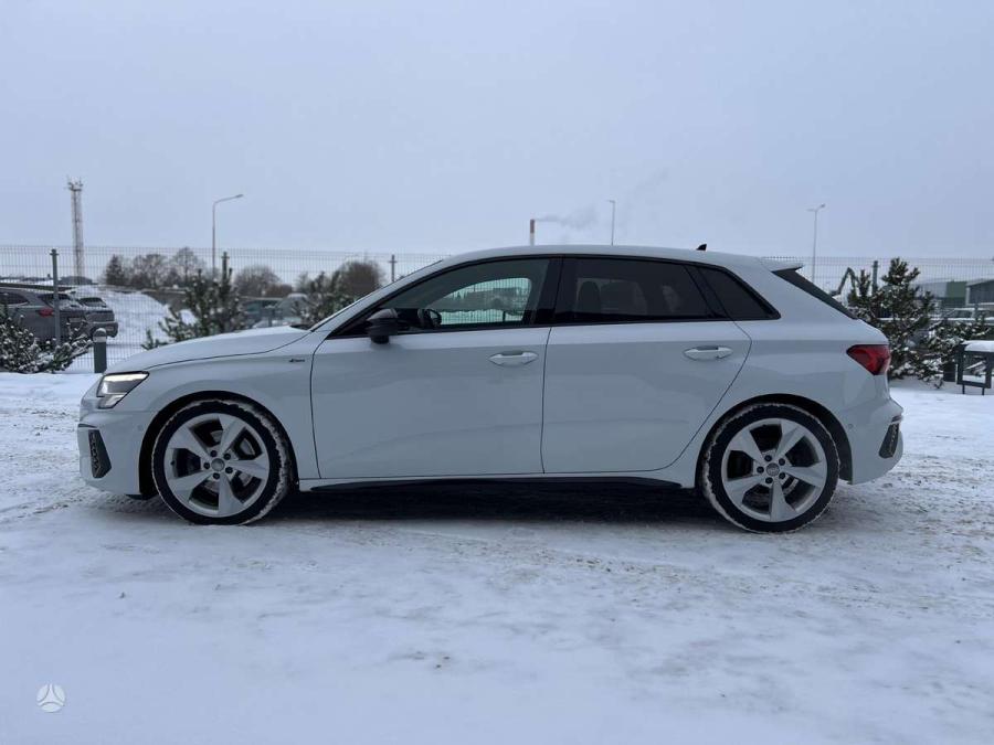 White Audi A3 2020 in Siauliai, with an engine capacity of 1.97 L and mileage of 117 thousand km for 20900 €, photo 6 on AUTOMOTO.COM.LV