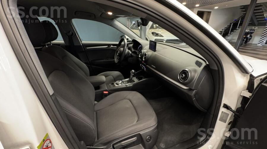 Balts Audi A3 2020 Rīga, ar dzinēja tilpumu 1.40 L un nobraukumu 127 tūkst. km par 15990 €, foto 13 vietnē AUTOMOTO.COM.LV