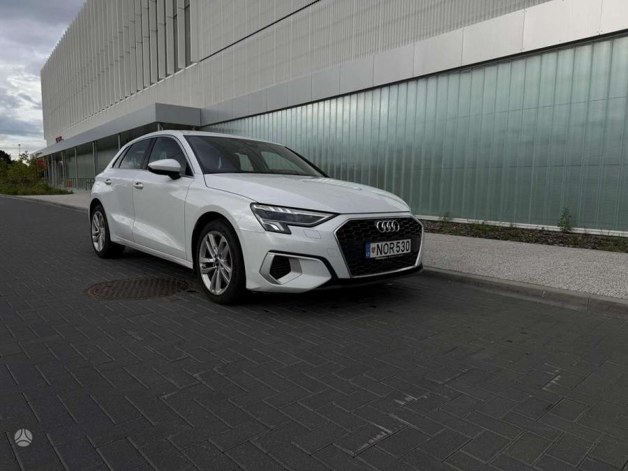 Balts Audi A3 2022 Viļņa, ar dzinēja tilpumu 1.00 L un nobraukumu 166 tūkst. km par 17500 €, foto 3 vietnē AUTOMOTO.COM.LV
