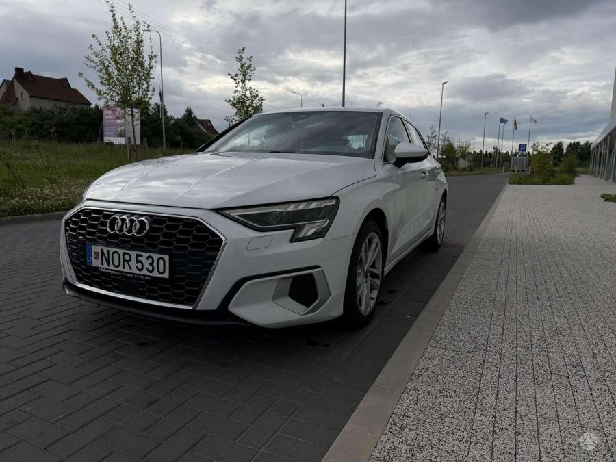 Balts Audi A3 2022 Viļņa, ar dzinēja tilpumu 1.00 L un nobraukumu 166 tūkst. km par 17500 €, foto 4 vietnē AUTOMOTO.COM.LV