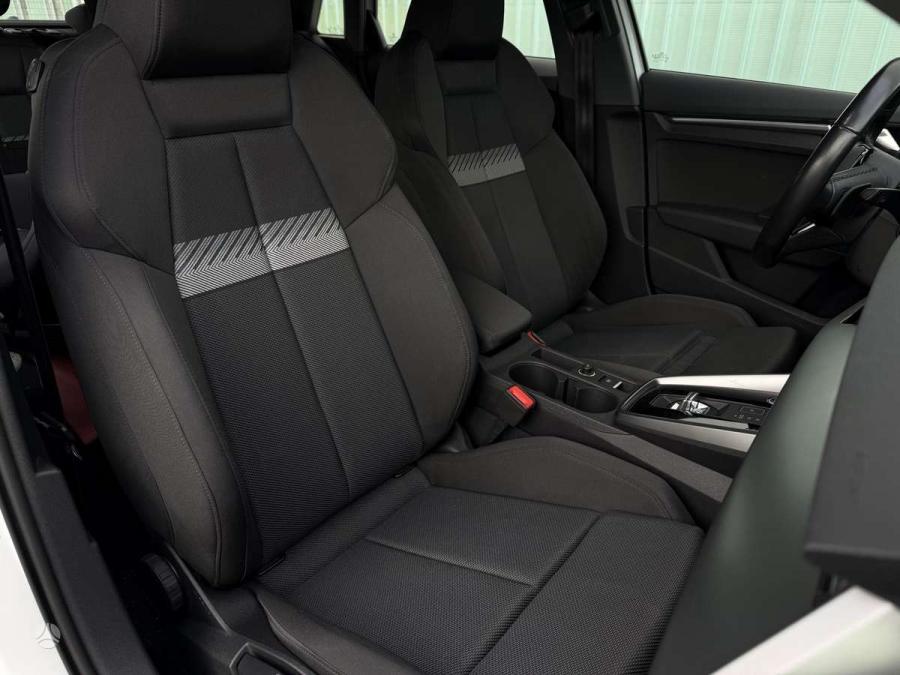 Balts Audi A3 2022 Viļņa, ar dzinēja tilpumu 1.00 L un nobraukumu 166 tūkst. km par 17500 €, foto 15 vietnē AUTOMOTO.COM.LV