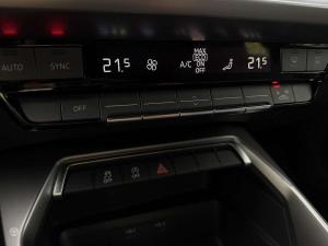 Balts Audi A3 2022 Viļņa, ar dzinēja tilpumu 1.00 L un nobraukumu 166 tūkst. km par 17500 €, foto 24 vietnē AUTOMOTO.COM.LV