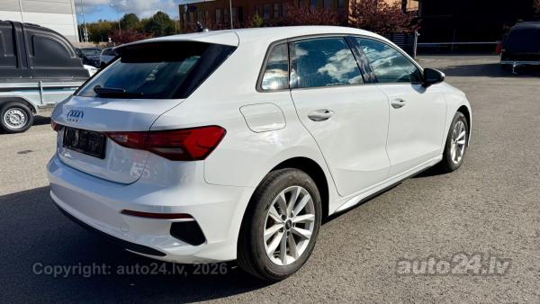 White Audi A3 2022 in Tallinn, with an engine capacity of 1.50 L and mileage of 79 thousand km for 19900 €, photo 10 on AUTOMOTO.COM.LV