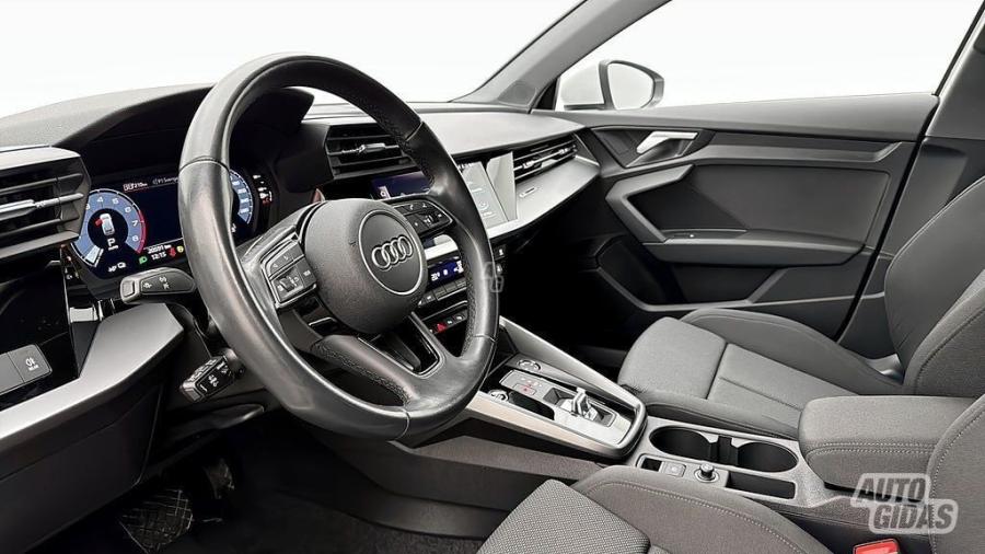 White Audi A3 2024 in Kaunas, with an engine capacity of 0.00 L and mileage of 21 thousand km for 29252 €, photo 7 on AUTOMOTO.COM.LV