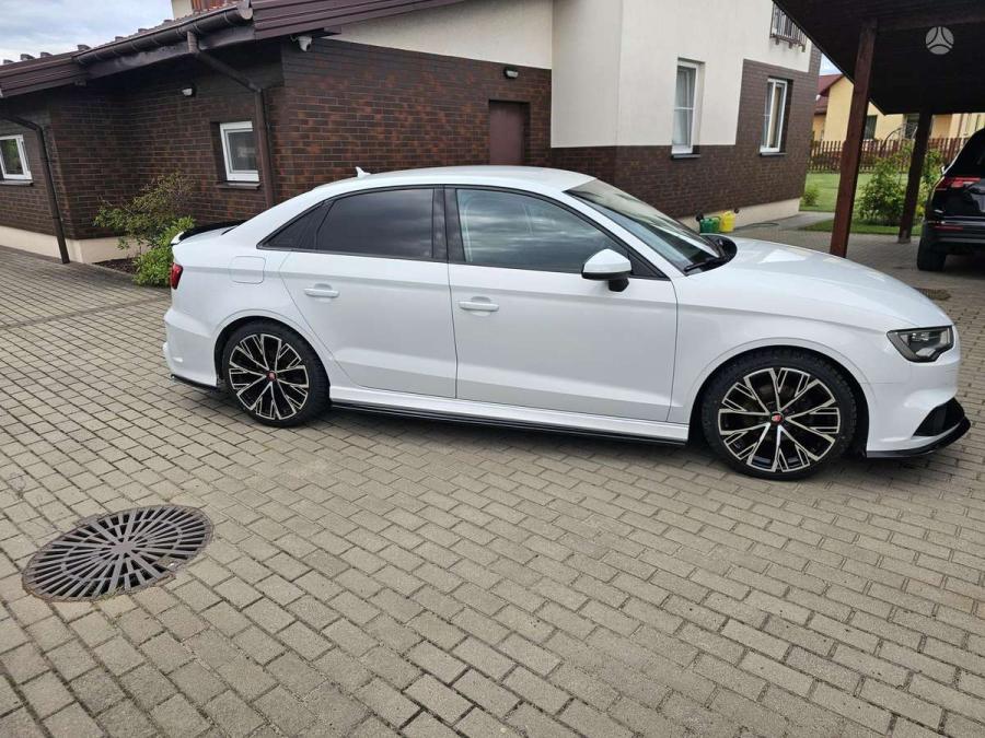White Audi A3 2014 in Druskininkai, with an engine capacity of 1.97 L and mileage of 272 thousand km for 8800 €, photo 8 on AUTOMOTO.COM.LV