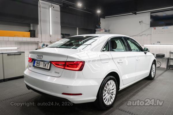 Balts Audi A3 2014 Tallina, ar dzinēja tilpumu 1.40 L un nobraukumu 138 tūkst. km par 9900 €, foto 5 vietnē AUTOMOTO.COM.LV