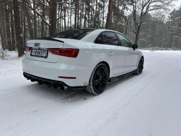 White Audi A3 2015 in Kaunas, with an engine capacity of 2.00 L and mileage of 137 thousand km for 10999 €, photo 5 on AUTOMOTO.COM.LV