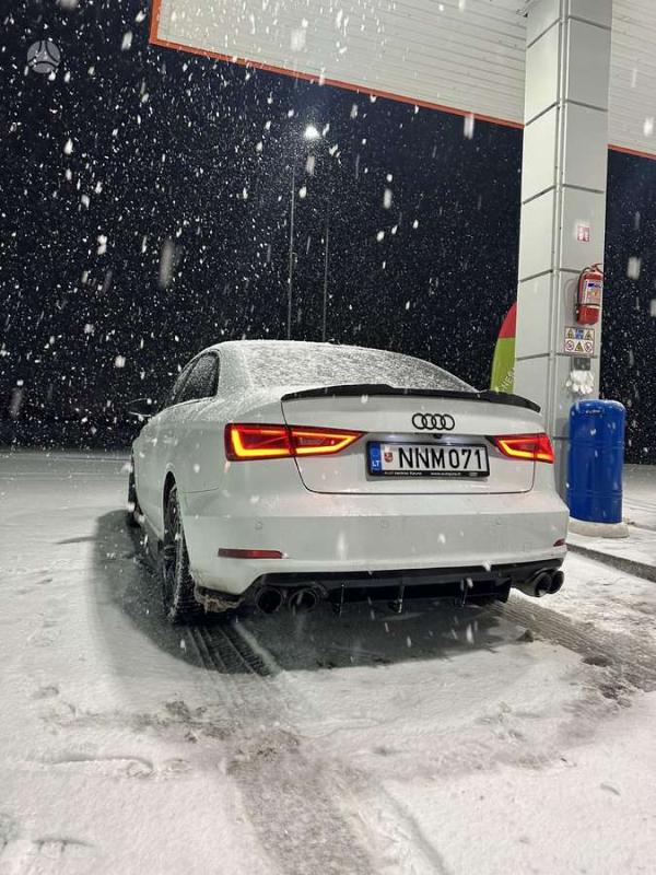 White Audi A3 2015 in Kaunas, with an engine capacity of 2.00 L and mileage of 137 thousand km for 10999 €, photo 8 on AUTOMOTO.COM.LV