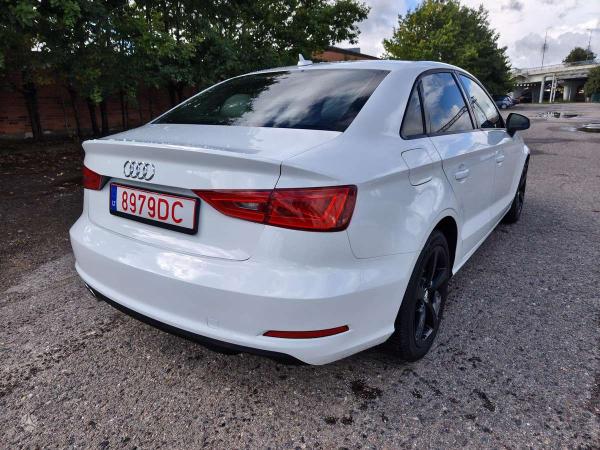 Balts Audi A3 2015 Šauļi, ar dzinēja tilpumu 1.80 L un nobraukumu 201 tūkst. km par 10400 €, foto 5 vietnē AUTOMOTO.COM.LV