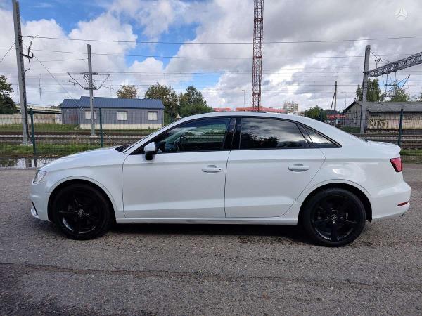 Balts Audi A3 2015 Šauļi, ar dzinēja tilpumu 1.80 L un nobraukumu 201 tūkst. km par 10400 €, foto 9 vietnē AUTOMOTO.COM.LV
