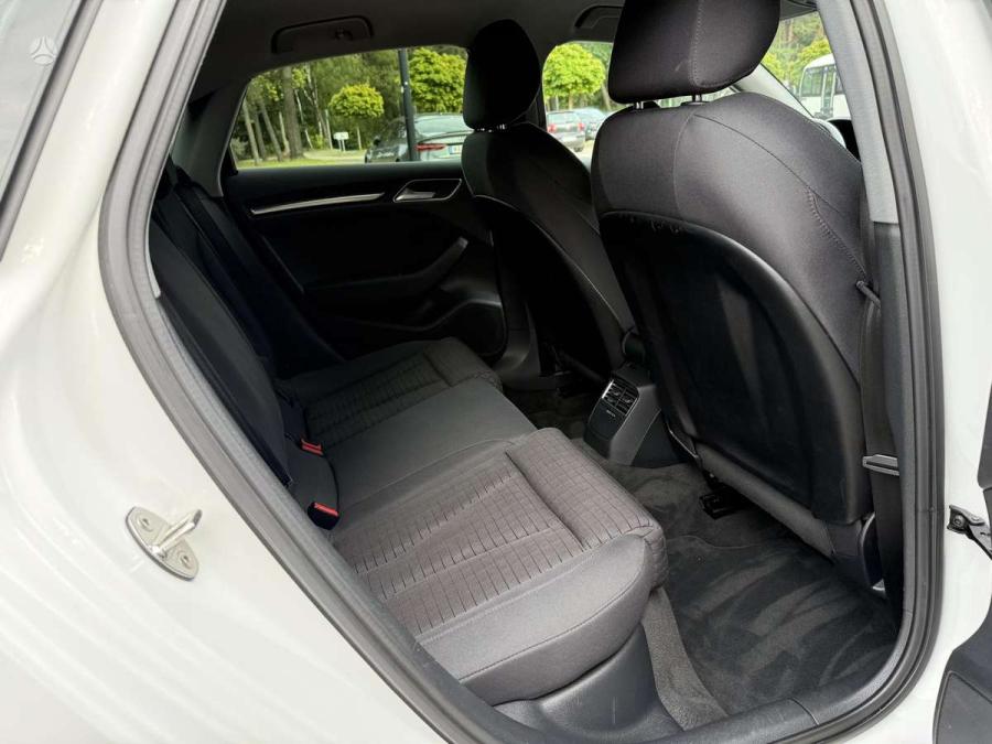 Balts Audi A3 2016 Prienai, ar dzinēja tilpumu 2.00 L un nobraukumu 143 tūkst. km par 13950 €, foto 33 vietnē AUTOMOTO.COM.LV