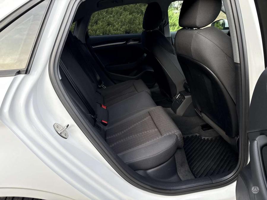 White Audi A3 2017 in Prienai, with an engine capacity of 2.00 L and mileage of 251 thousand km for 12800 €, photo 31 on AUTOMOTO.COM.LV