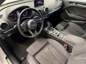 White Audi A3 2017 in Prienai, with an engine capacity of 2.00 L and mileage of 251 thousand km for 12800 €, photo 39 on AUTOMOTO.COM.LV